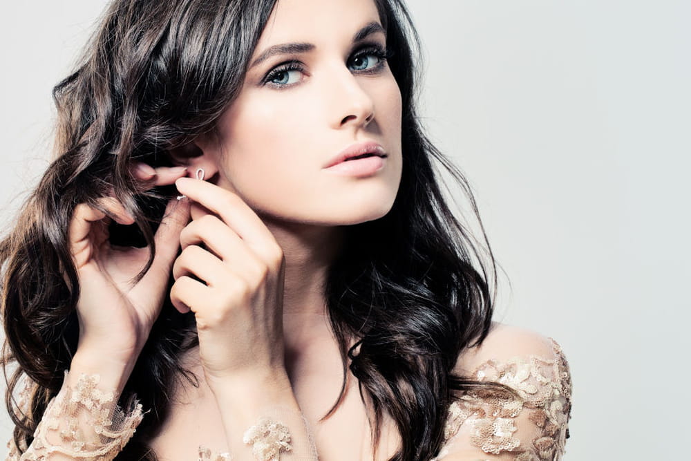 Buchi alle orecchie: come prendersene cura