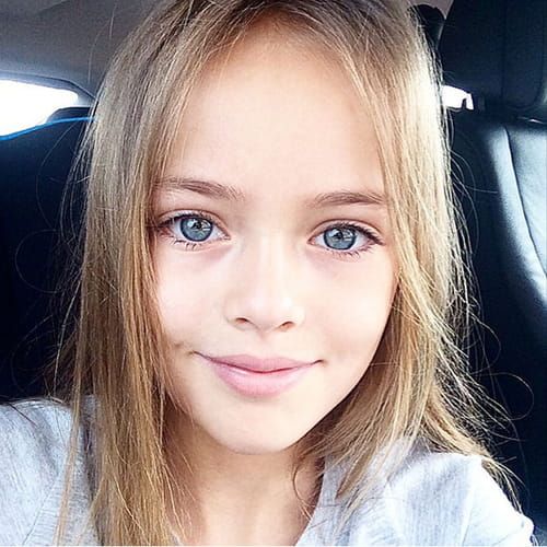 Kristina Pimenova, la baby modella che sembra già adulta